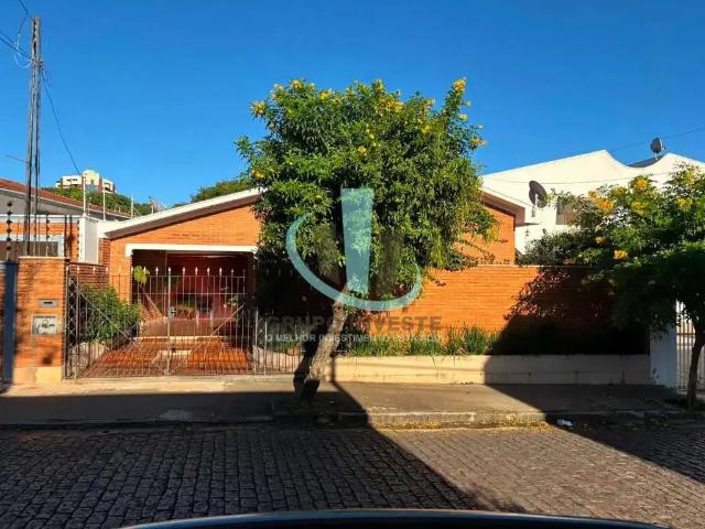 Casa / Sobrado para Venda em Araraquara/SP Jardim Nova América 3 Quartos