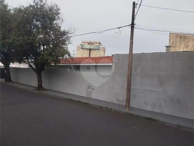 Casa / Sobrado para Venda em Araraquara/SP Jardim Nova América 3 Quartos