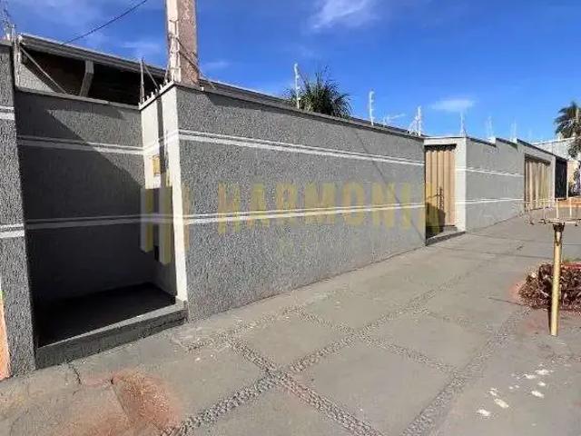 Casa / Sobrado para Venda em Araraquara/SP Jardim Adalgisa 3 Quartos