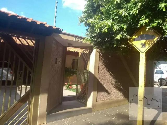 Casa / Sobrado para Venda em Araraquara/SP Jardim Aranga 3 Quartos
