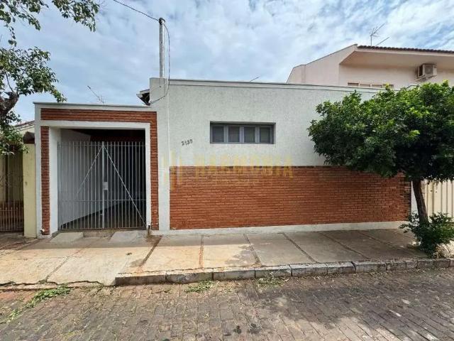 Casa / Sobrado para Venda em Araraquara/SP Jardim Ártico 3 Quartos