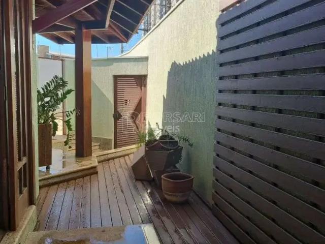 Casa / Sobrado para Venda em Araraquara/SP Jardim Botânico 3 Quartos