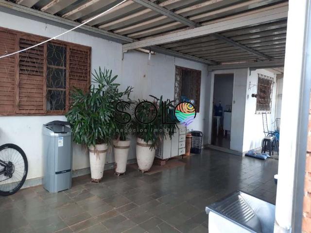 Casa / Sobrado para Venda em Araraquara/SP Jardim Floridiana Vila Xavier 4 Quartos