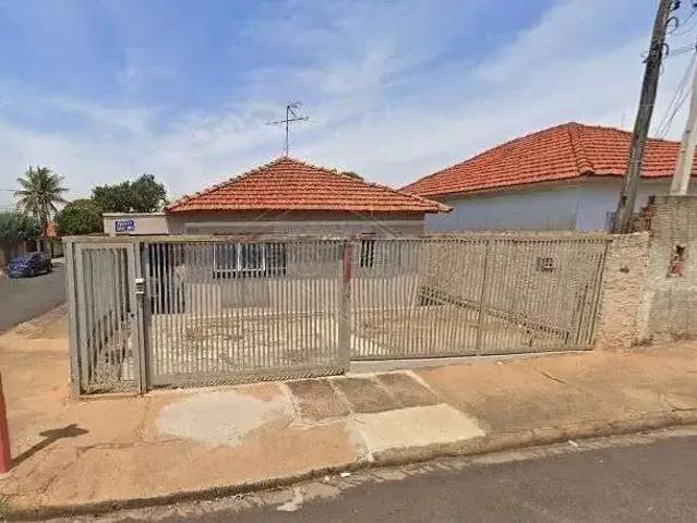 Casa / Sobrado para Venda em Araraquara/SP Jardim Brasil Vila Xavier 3 Quartos