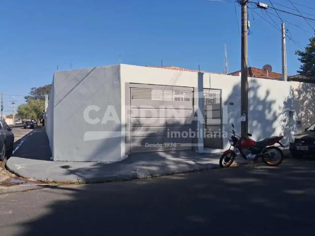 Casa / Sobrado para Venda em Araraquara/SP Jardim Brasil Vila Xavier 3 Quartos