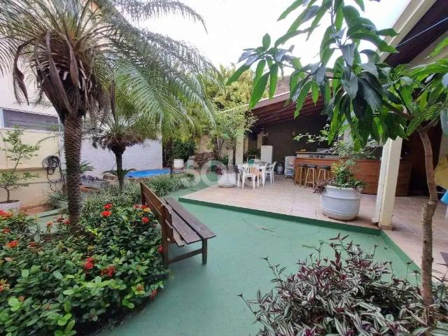 Casa / Sobrado para Venda em Araraquara/SP Jardim Brasil Vila Xavier 3 Quartos