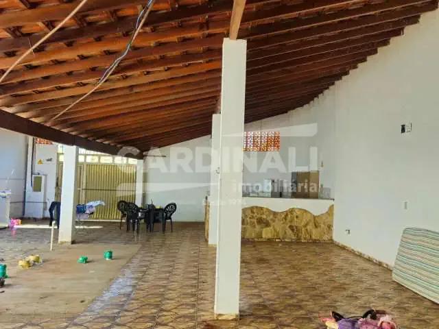 Casa / Sobrado para Venda em Araraquara/SP Jardim das Estações Vila Xavier 2 Quartos