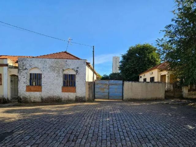 Casa / Sobrado para Venda em Araraquara/SP Jardim do Carmo 2 Quartos