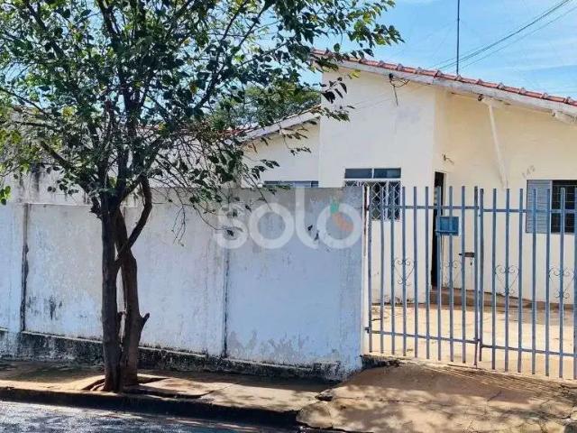 Casa / Sobrado para Venda em Araraquara/SP Jardim Dom Pedro I 2 Quartos
