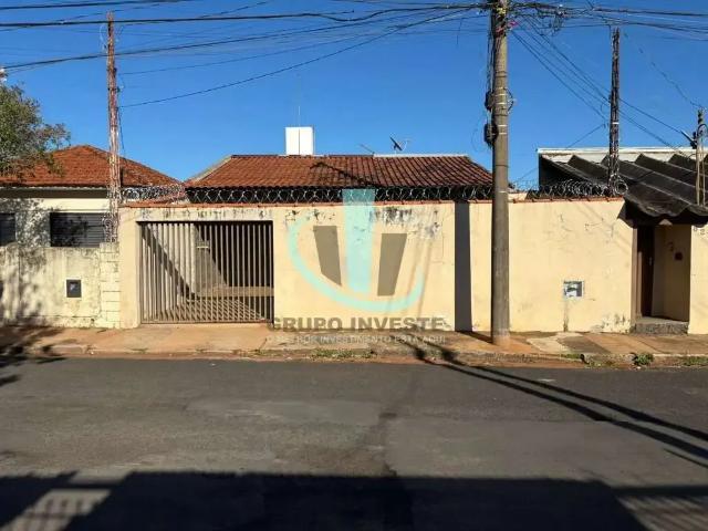 Casa / Sobrado para Venda em Araraquara/SP Jardim Paulistano Vila Xavier 3 Quartos