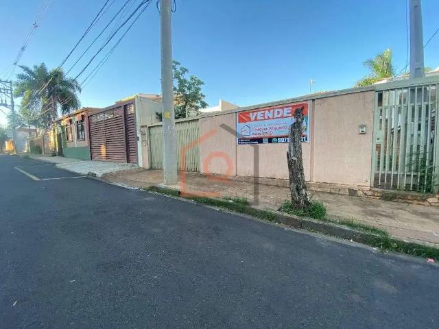 Casa / Sobrado para Venda em Araraquara/SP Jardim Primavera 2 Quartos