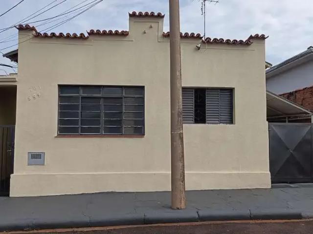 Casa / Sobrado para Venda em Araraquara/SP Jardim Quitandinha 3 Quartos