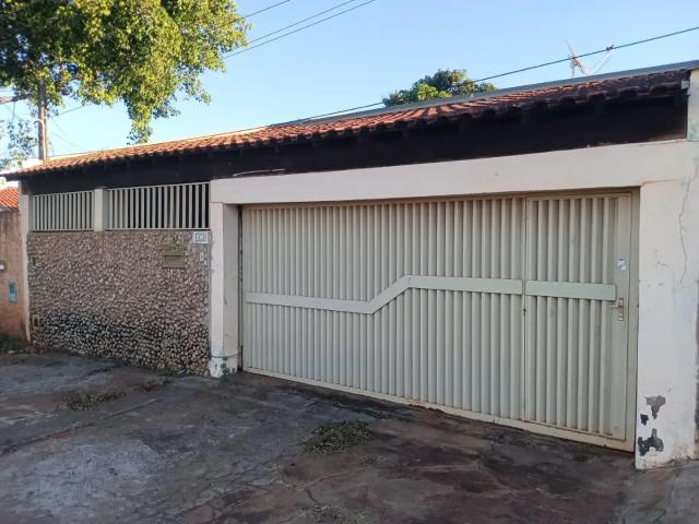 Casa / Sobrado para Venda em Araraquara/SP Jardim Roberto Selmi Dei 3 Quartos