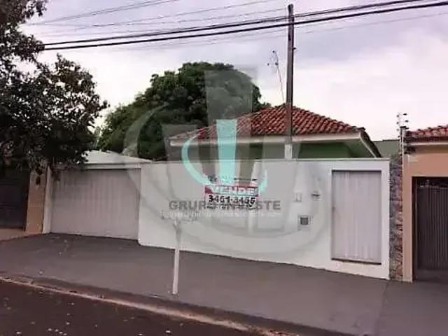 Casa / Sobrado para Venda em Araraquara/SP Jardim Roberto Selmi Dei 3 Quartos