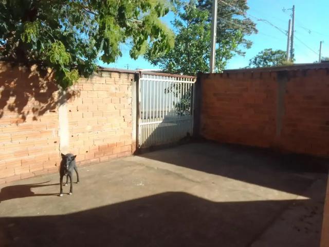 Casa / Sobrado para Venda em Araraquara/SP Jardim São Bento 2 Quartos