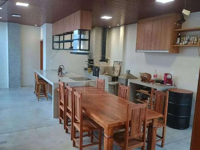 Casa / Sobrado para Venda em Araraquara/SP Jardim São Francisco 3 Quartos