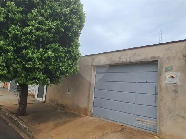 Casa / Sobrado para Venda em Araraquara/SP Jardim São Rafael I 3 Quartos