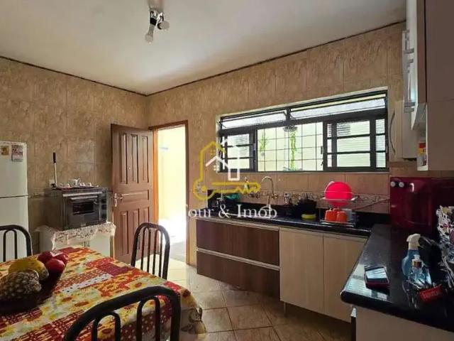 Casa / Sobrado para Venda em Araraquara/SP Jardim Santa Angelina 3 Quartos