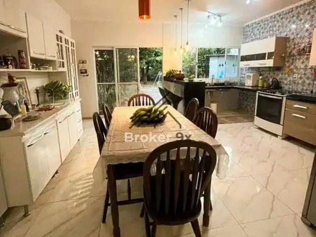 Casa / Sobrado para Venda em Araraquara/SP Jardim Santa Angelina 4 Quartos