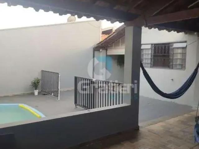 Casa / Sobrado para Venda em Araraquara/SP Jardim Santa Júlia III 3 Quartos