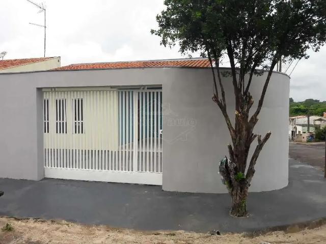 Casa / Sobrado para Venda em Araraquara/SP Jardim Santa Lúcia 3 Quartos