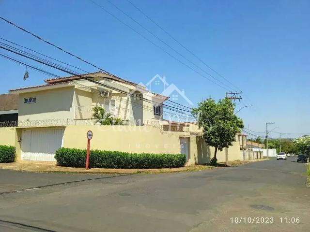 Casa / Sobrado para Venda em Araraquara/SP Jardim Santa Lúcia 3 Quartos