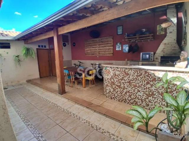 Casa / Sobrado para Venda em Araraquara/SP Jardim Uirapuru 3 Quartos