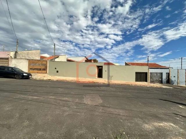 Casa / Sobrado para Venda em Araraquara/SP Jardim Universal 2 Quartos