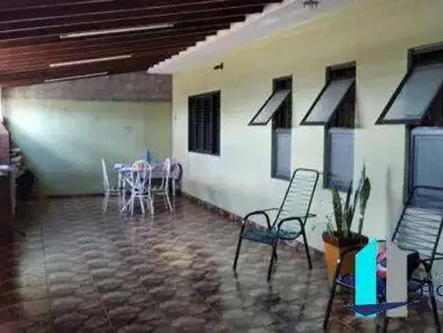 Casa / Sobrado para Venda em Araraquara/SP Jardim Universal 2 Quartos