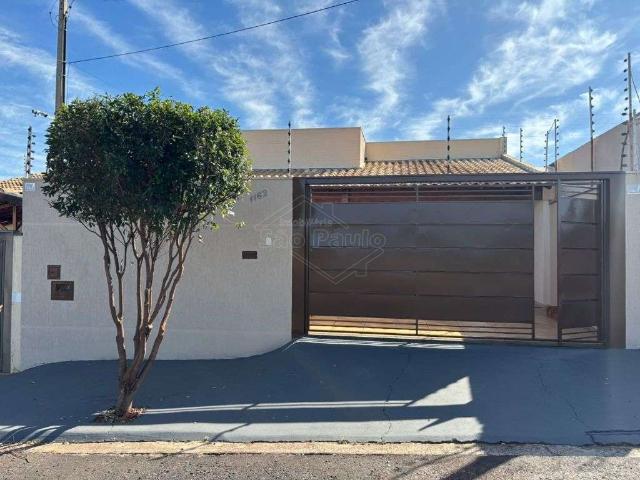 Casa / Sobrado para Venda em Araraquara/SP Jardim Universal 3 Quartos