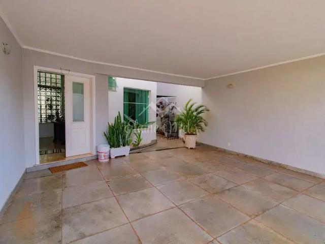 Casa / Sobrado para Venda em Araraquara/SP Jardim Vale das Rosas 3 Quartos