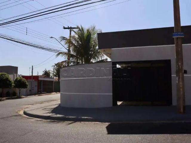 Casa / Sobrado para Venda em Araraquara/SP Jardim Veneza 3 Quartos