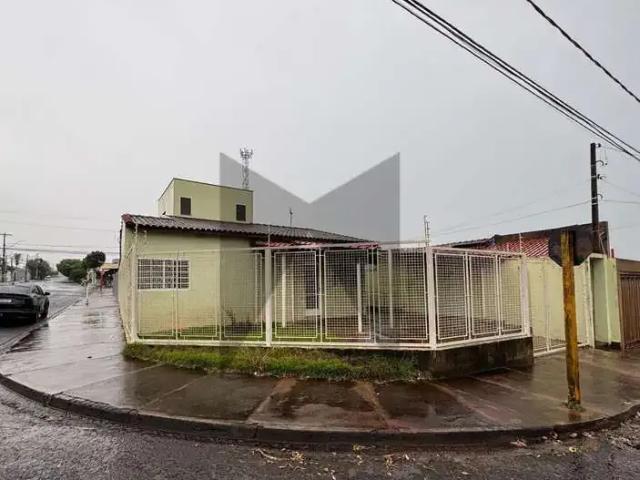 Casa / Sobrado para Venda em Araraquara/SP Parque Gramado II 3 Quartos