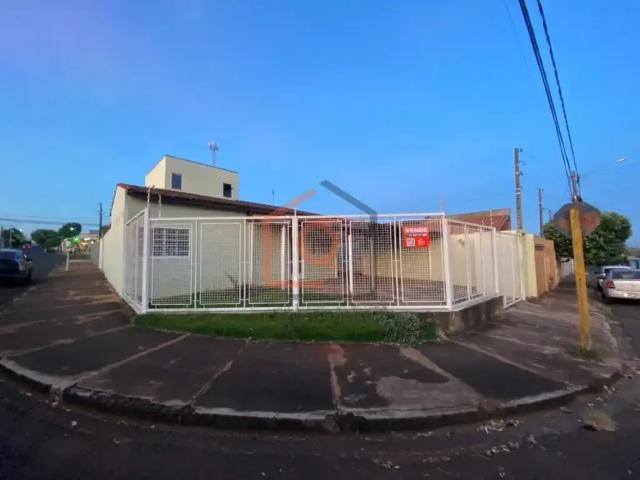 Casa / Sobrado para Venda em Araraquara/SP Parque Gramado II 3 Quartos