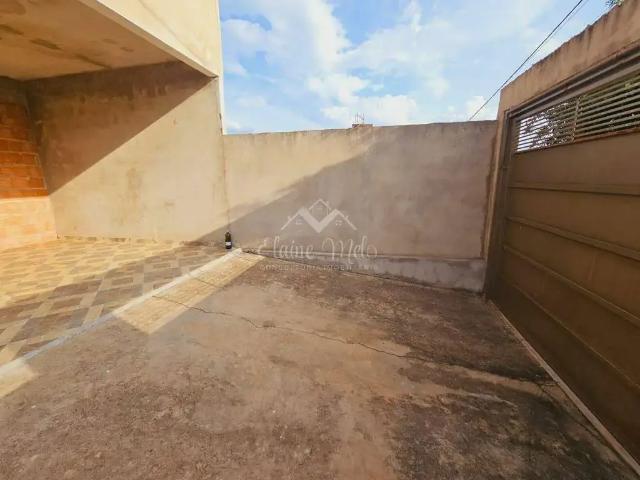 Casa / Sobrado para Venda em Araraquara/SP Parque Laranjeiras 3 Quartos