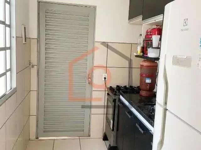Casa / Sobrado para Venda em Araraquara/SP Parque Residencial Jardim do Valle 2 Quartos