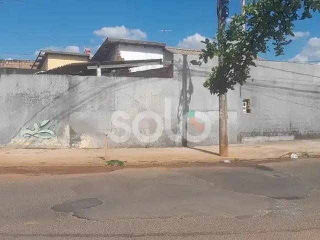 Casa / Sobrado para Venda em Araraquara/SP Parque Residencial Laura Molina 2 Quartos
