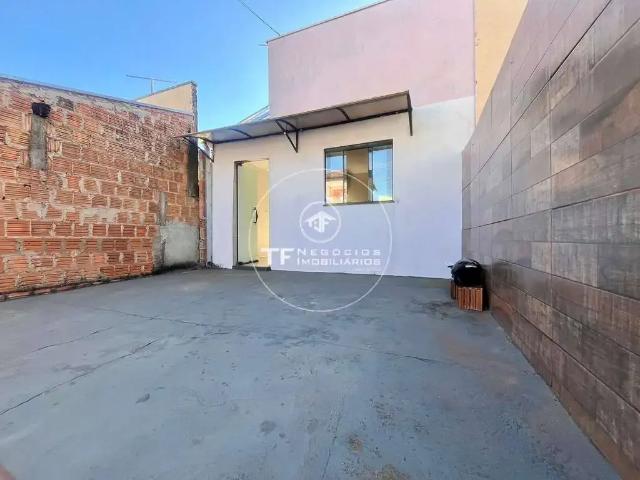 Casa / Sobrado para Venda em Araraquara/SP Parque São Paulo Vila Xavier 2 Quartos
