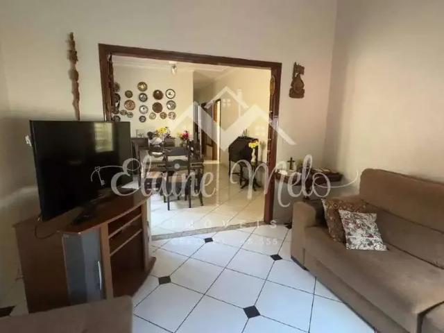 Casa / Sobrado para Venda em Araraquara/SP Residencial Cambuy 3 Quartos