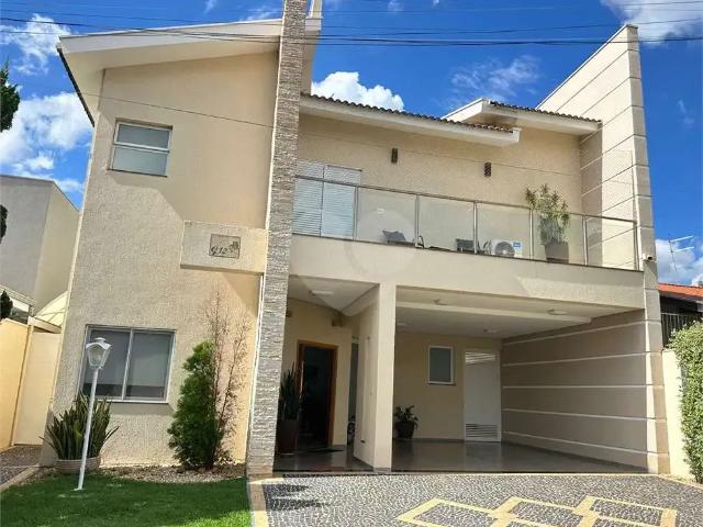 Casa / Sobrado para Venda em Araraquara/SP Residencial Campos de Piemonte 4 Quartos
