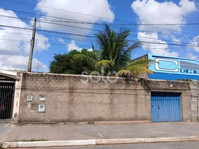 Casa / Sobrado para Venda em Araraquara/SP Vila Tito de Carvalho Vila Xavier 2 Quartos