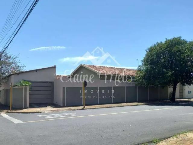 Casa / Sobrado para Venda em Araraquara/SP Vila Xavier Vila Xavier 3 Quartos