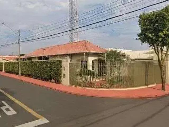Casa / Sobrado para Venda em Araraquara/SP Vila Xavier Vila Xavier 3 Quartos