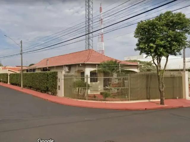Casa / Sobrado para Venda em Araraquara/SP Vila Xavier Vila Xavier 3 Quartos