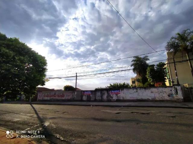 Casa / Sobrado para Venda em Araraquara/SP Vila Xavier Vila Xavier 1 Quartos
