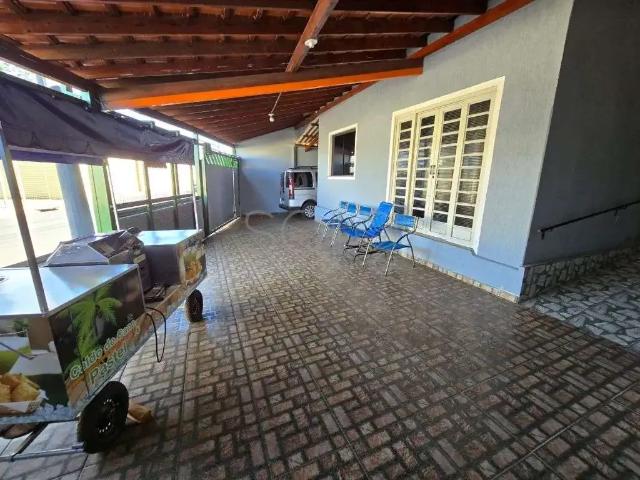 Casa / Sobrado para Venda em Araraquara/SP Vila Xavier Vila Xavier 2 Quartos