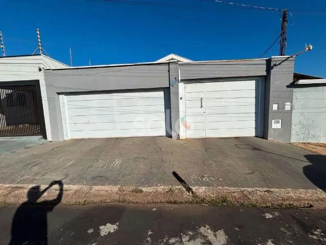 Casa / Sobrado para Venda em Araraquara/SP Vila Cidade Industrial Vila Xavier 3 Quartos