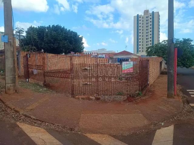 Casa / Sobrado para Venda em Araraquara/SP Vila Furlan 2 Quartos