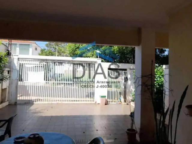 Casa / Sobrado para Venda em Araraquara/SP Vila Harmonia 4 Quartos