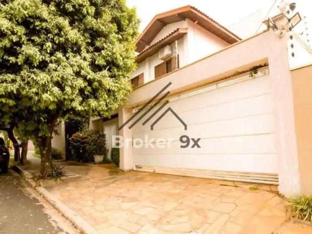 Casa / Sobrado para Venda em Araraquara/SP Vila Harmonia 5 Quartos